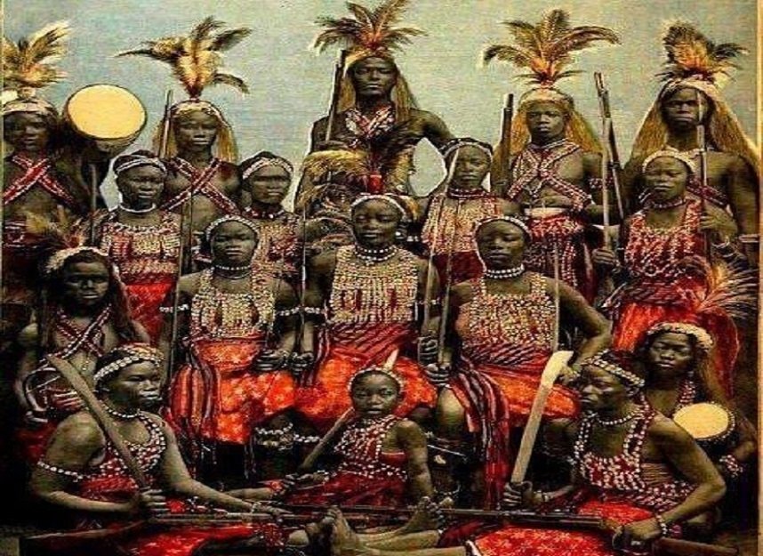 The Amazons of West Africa – rainbow messenger